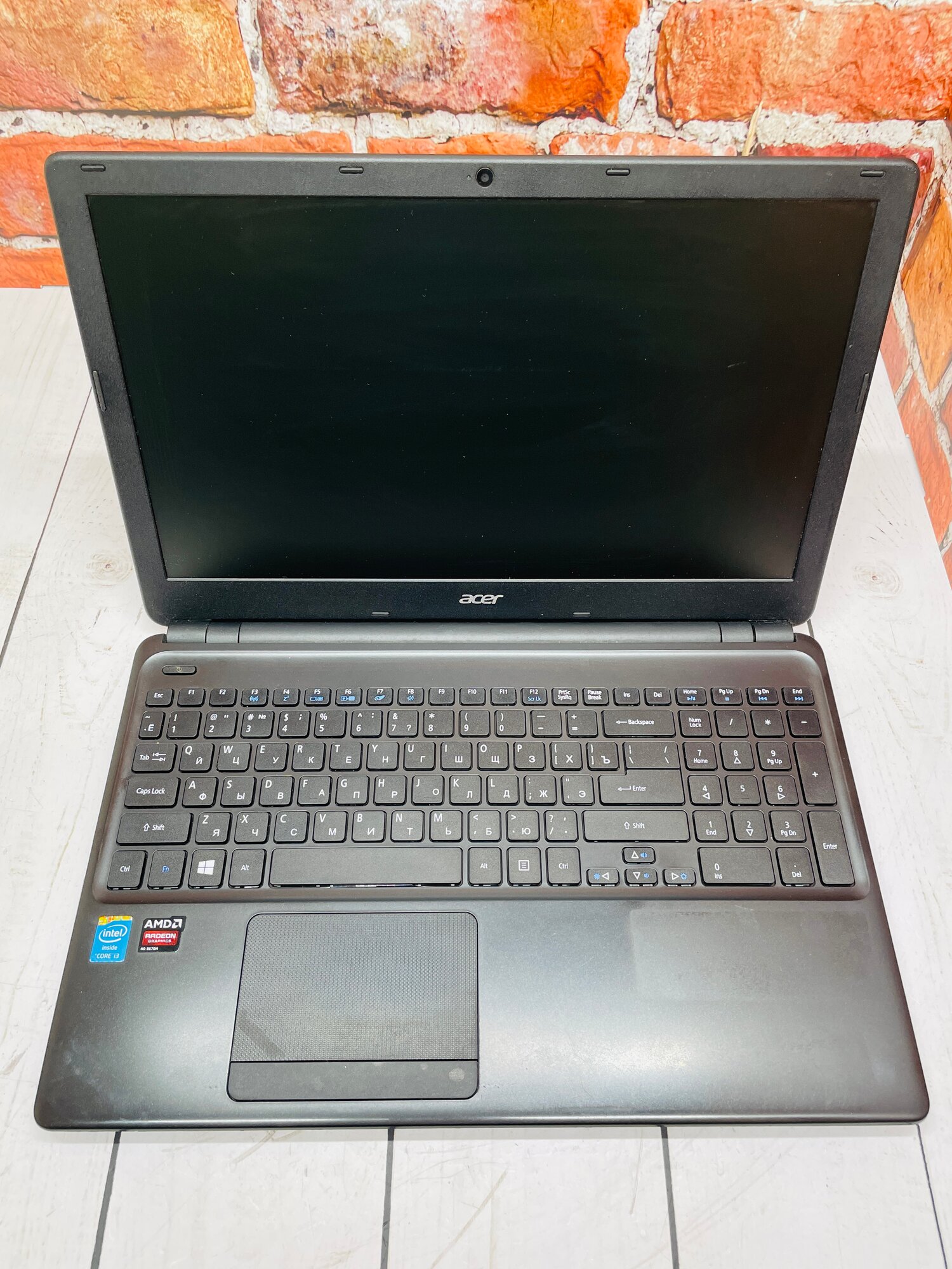 Игровой ноутбук 15,6, Acer E1, Intel Core i3 4010U, 4 Gb DDR3, 500 Gb HDD, Radeon 8670M