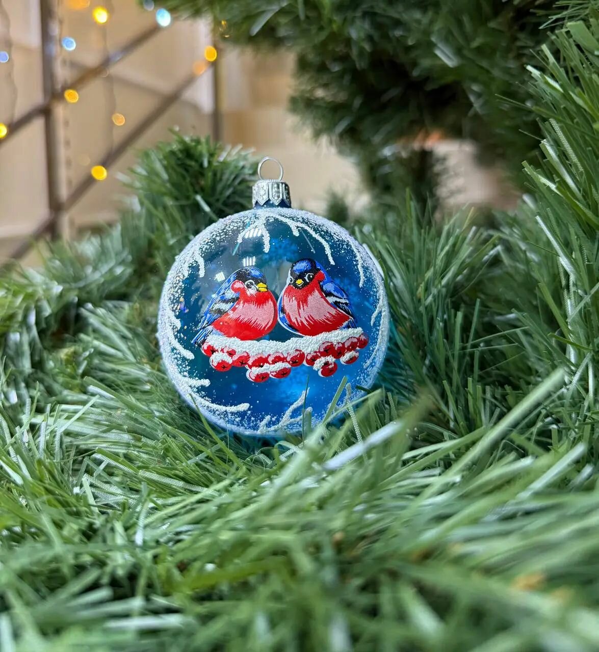 Елочное украшение, шар 75мм "Снегири"