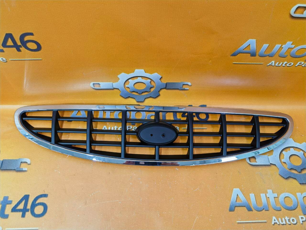 Решетка радиатора Хендай Акцент(тагаз) HYUNDAI ACCENT