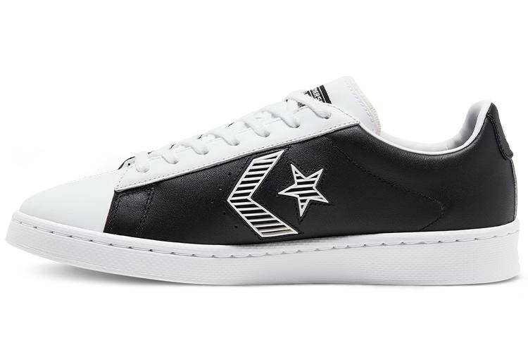 Кроссовки Rivals Pro Leather