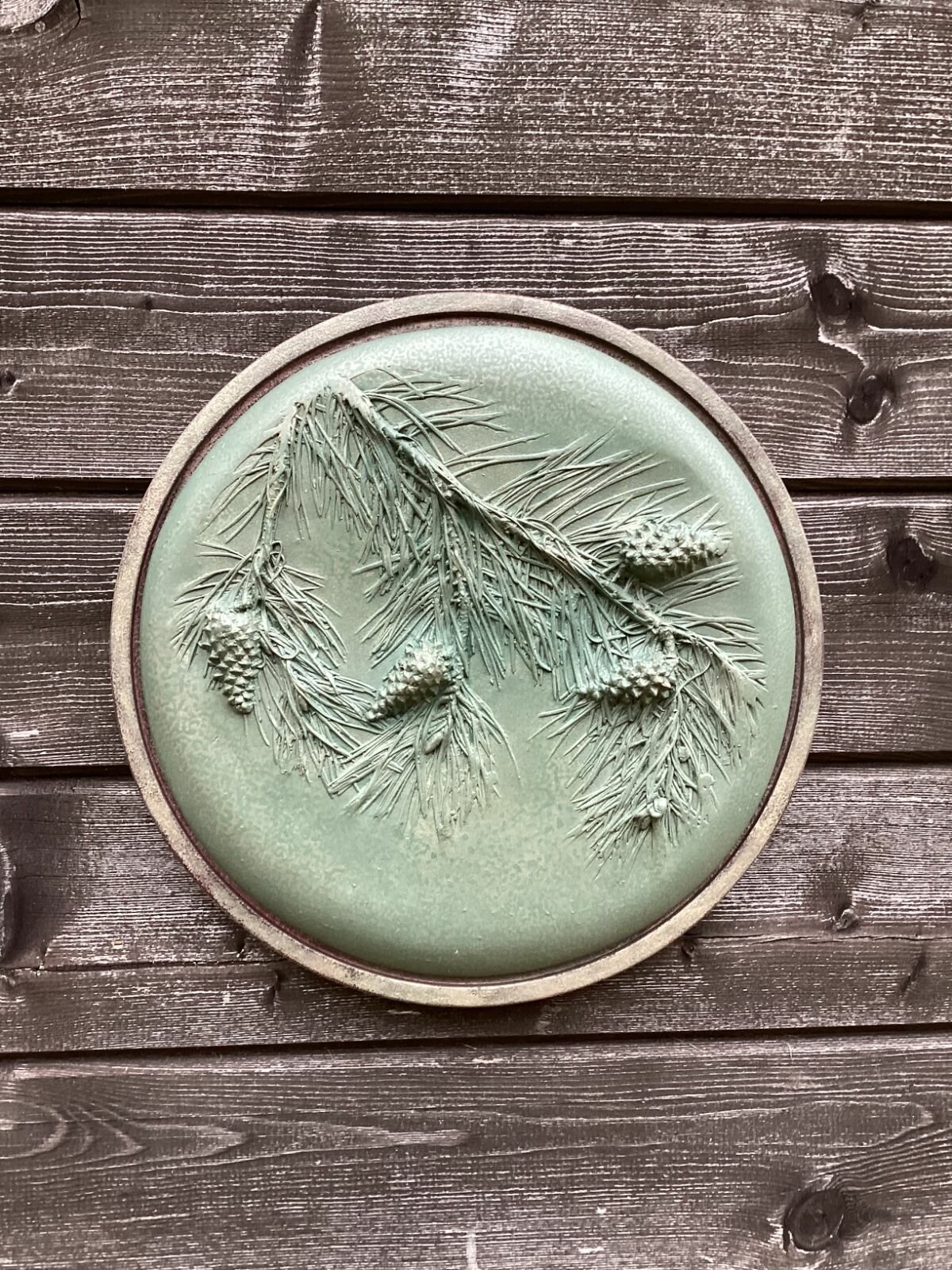 Картина из гипса, декор на стену, украшение интерьера, ботанический барельеф, панно "Магия хвои", ручной работы, 35х35х2 см