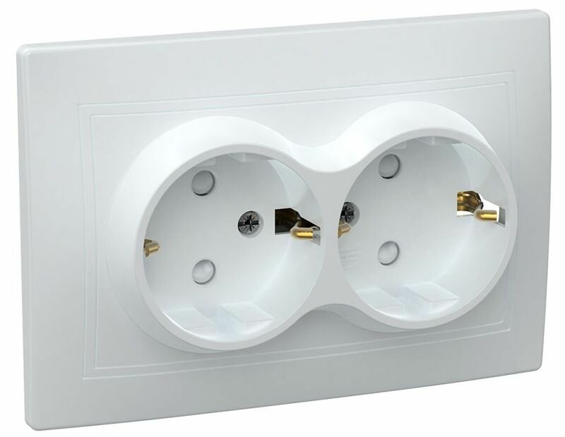 Розетка 2-м СП Кварта РСш12-3-КБ 16А IP20 с заземл. защ. шторки бел. GENERICA ERK21-K01-16-DM