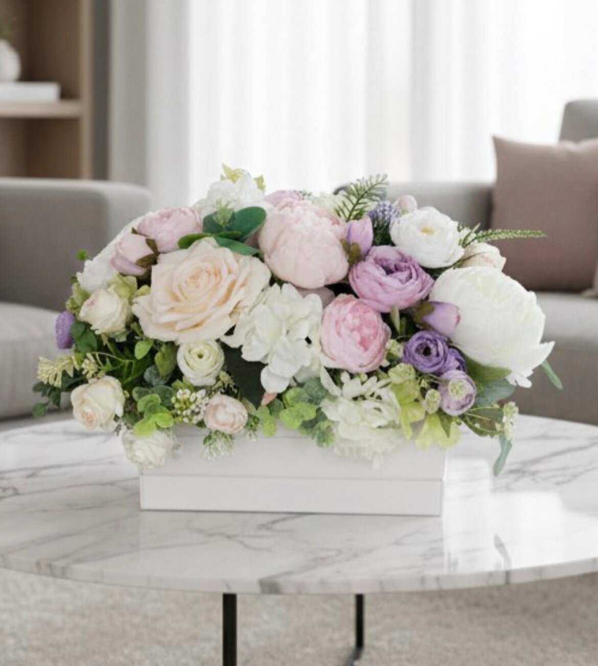 Композиция из искусственных цветов в ящике, кашпо / Цветы на президиум, террасу, веранду, камин, в офис и салон красоты.