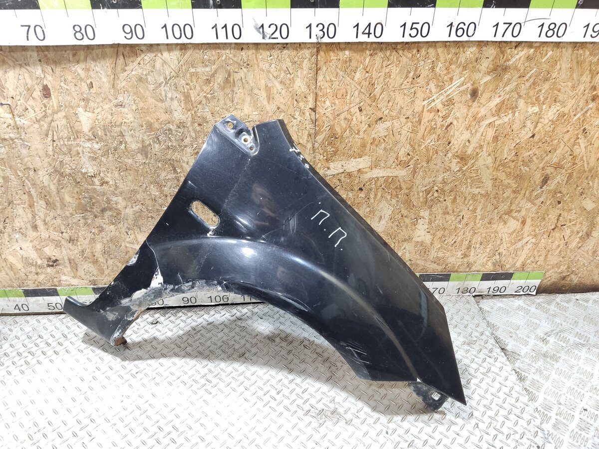 Крыло переднее правое FORD Fiesta 2001-2008 1777180