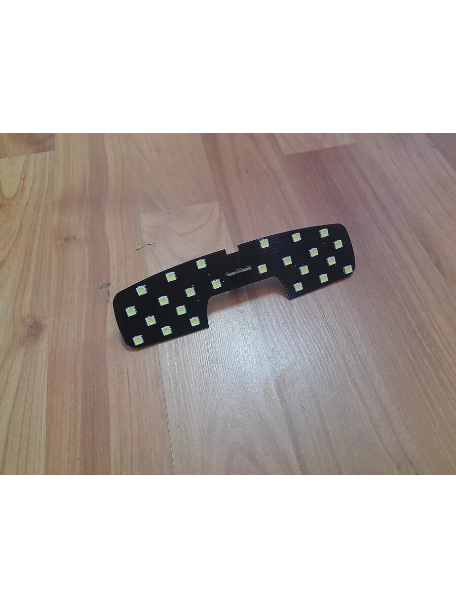 Подсветка диодная в плафон салона однокнопочный Форд Фокус 2