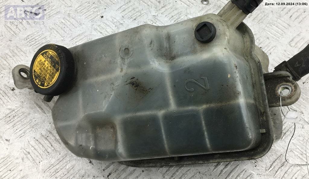 Бачок расширительный Toyota Auris