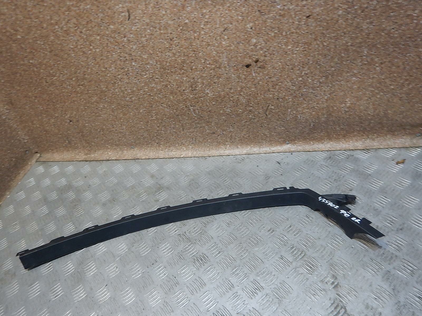 Б/У Накладка двери, Ford (Форд)-FOCUS 3 (11-19) FORD FOCUS 3 (11-19) передней правой Царапины. 435902 FORD арт. BM5120296