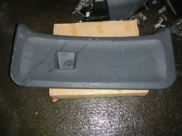 Б/У Обшивка двери багажника, Mitsubishi (Митсубиси)-COLT (Z3) (04-) MITSUBISHI COLT (Z3) (04-) с разбора целая 135495 MIT...