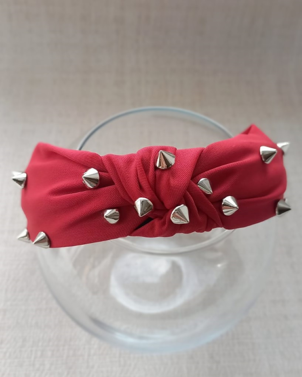 Ободок для волос с шипами красный