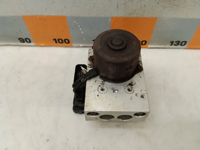 Б/У Плимут Неон Блок ABS (насос) Plymouth Neon 1999 2 307915 CHRYSLER арт. 5014871AA