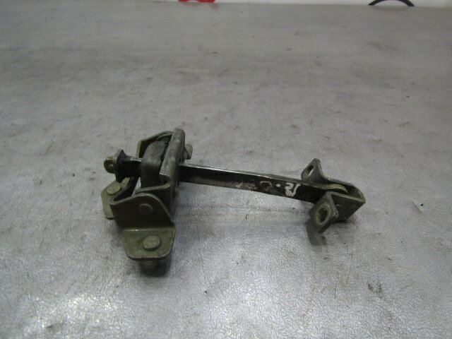 Ограничитель открывания двери Scania P, G, R