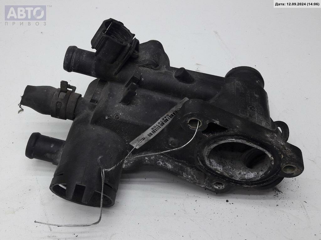 Корпус термостата Volkswagen Golf-4