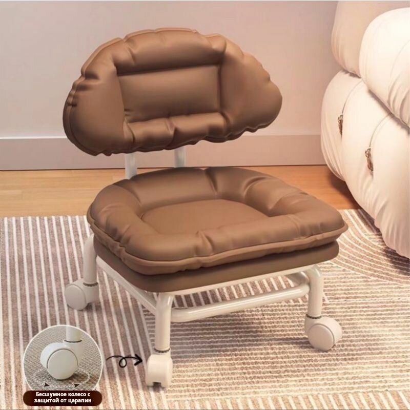 Бытовая универсальная табуретка на колесах