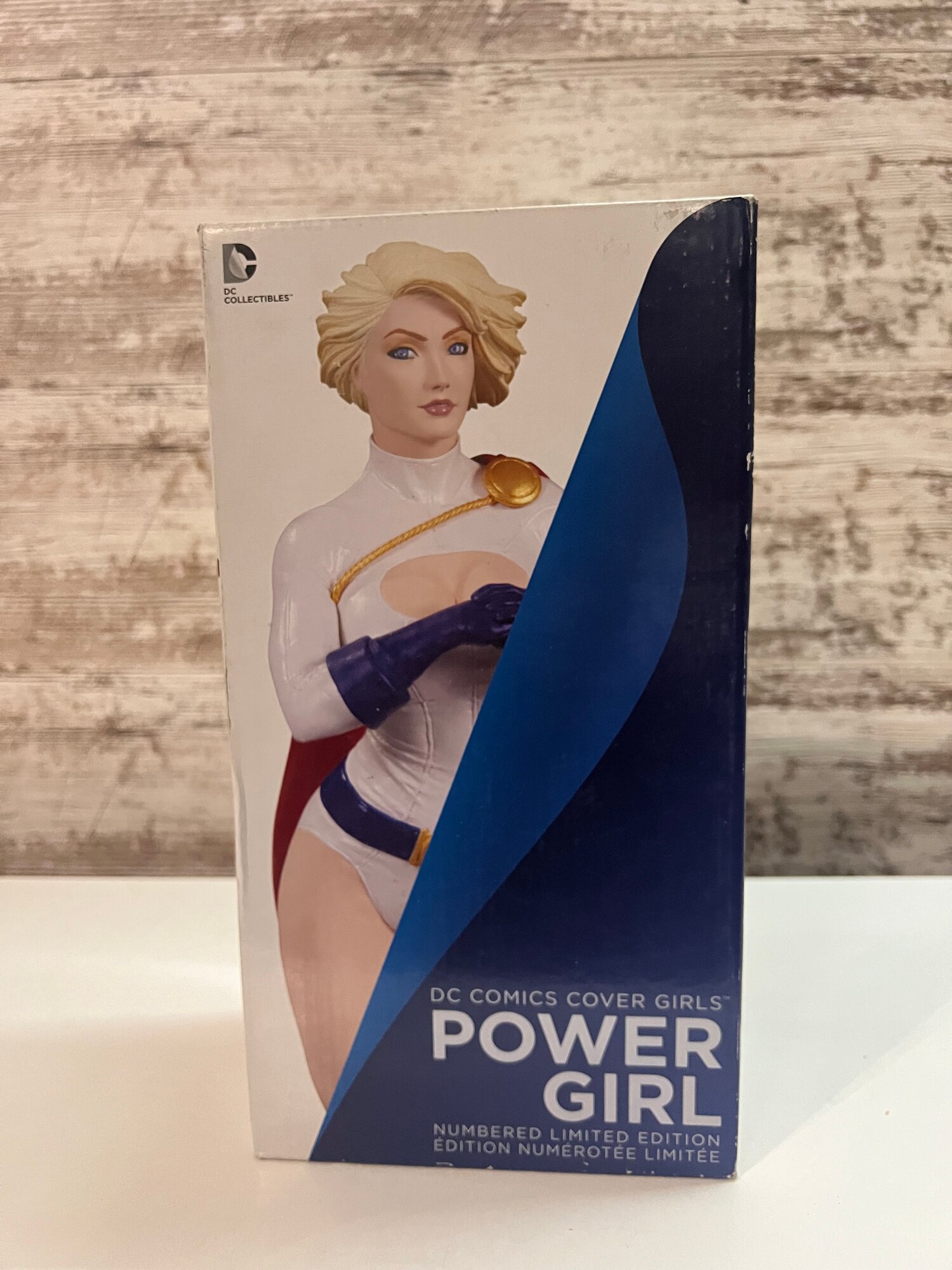 Фигурка Пауэр Гёрл, DC Collectibles Power Girl , Limited Edition, 25 см, тираж 5200 штук