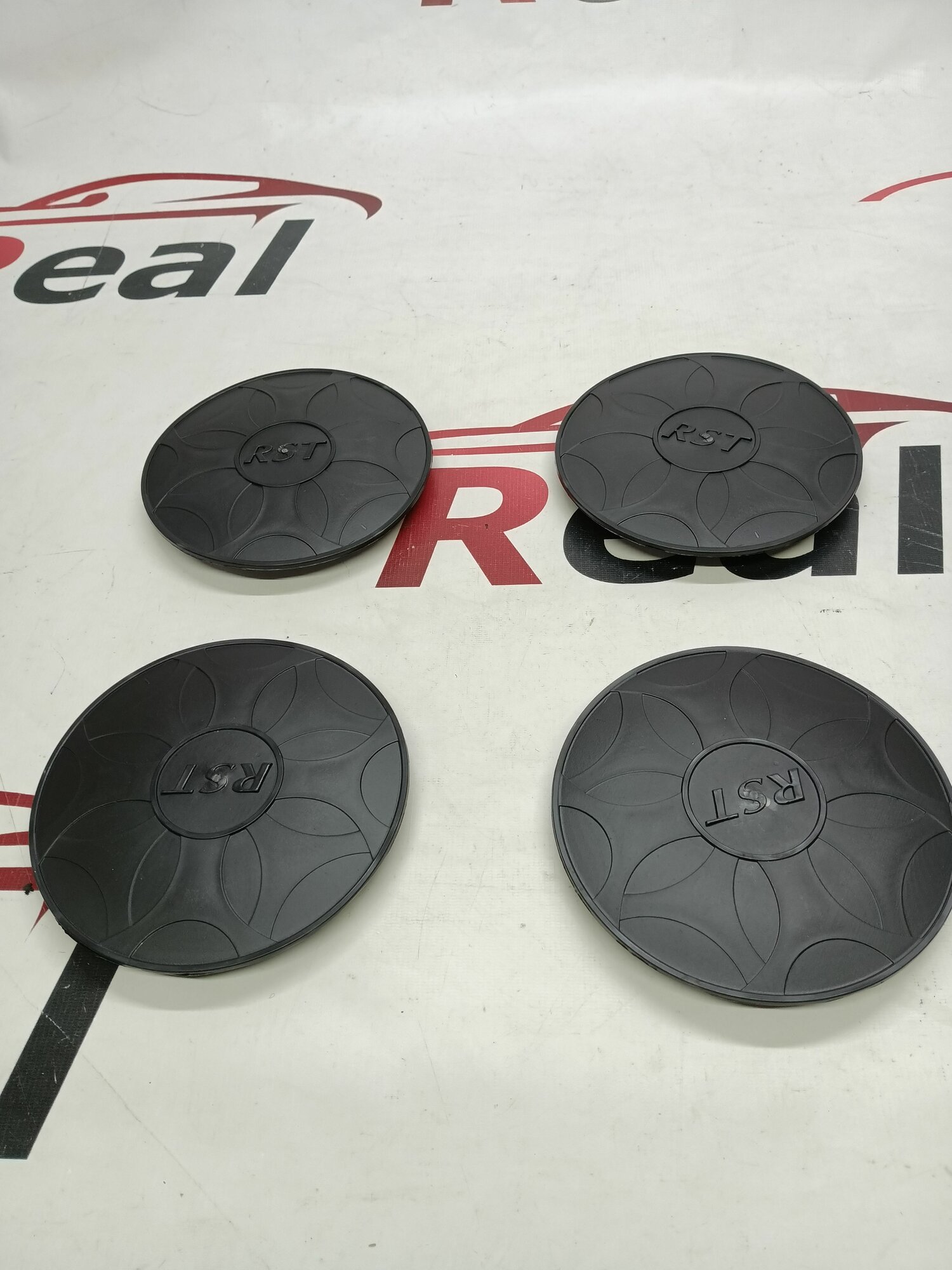 Колпаки колеса на болты для 2101-2107 под штампованный диск