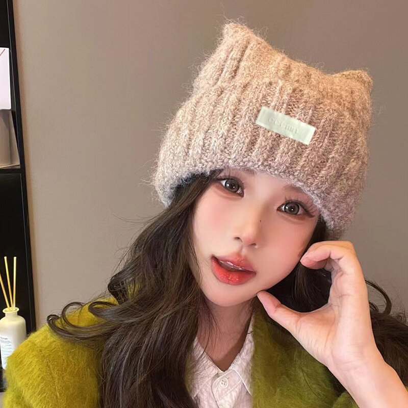 Шапка для женщин