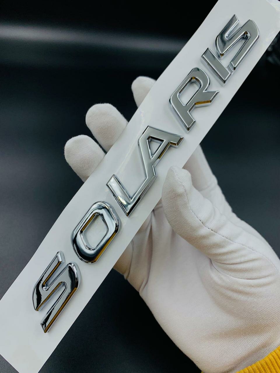 Значок на крышку багажника Хендай Солярис. Эмблема Hyundai Solaris (хром)