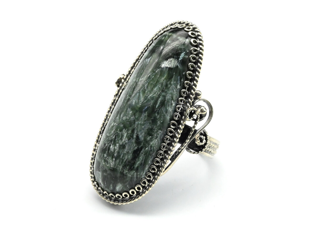 Кольцо, серафинит