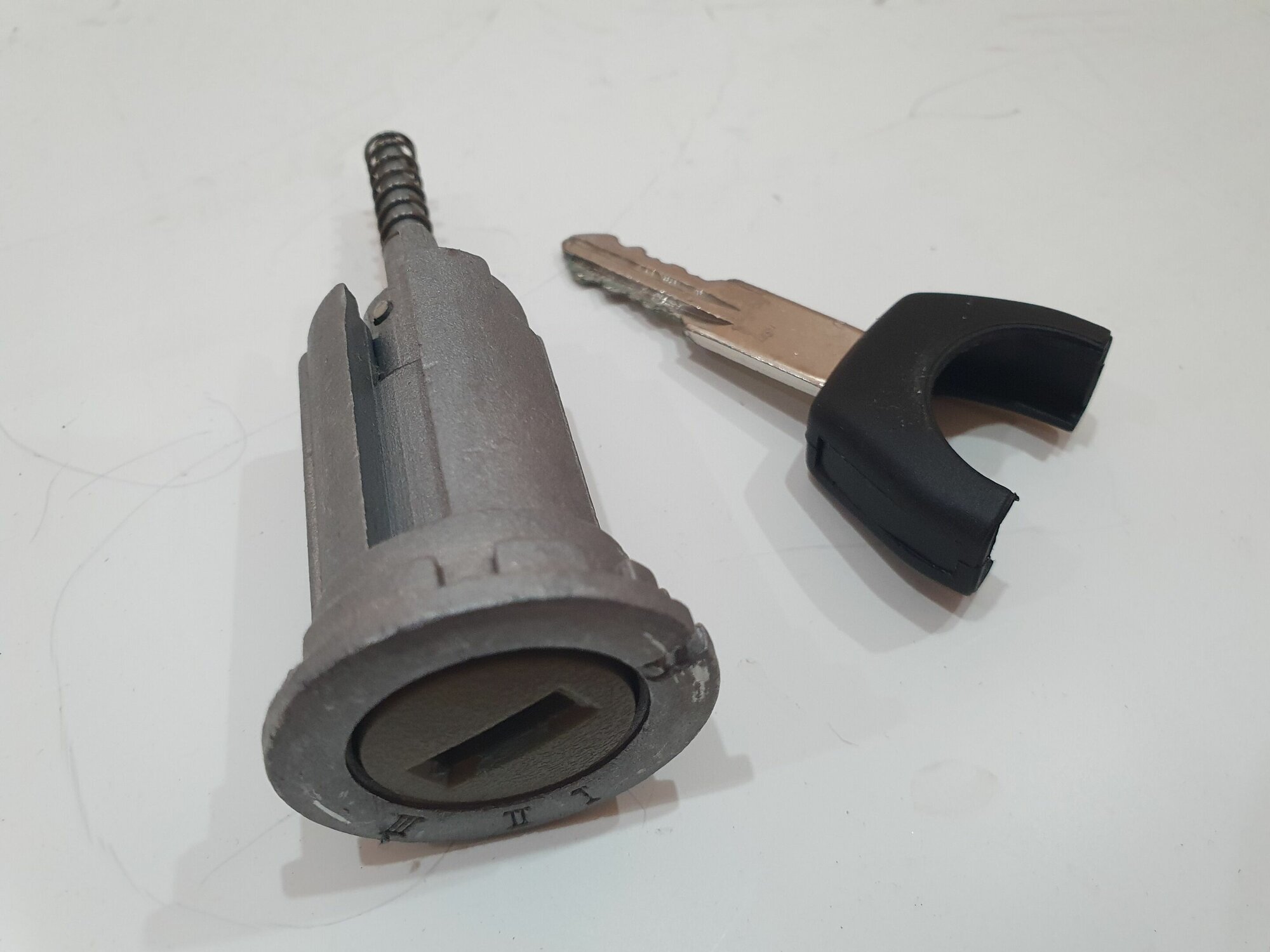 Личинка замка зажигания Chery Kimo [1.3 16V 5MT хетчбэк] S129CN3704310BA