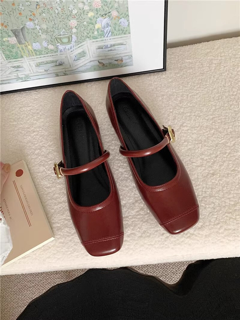 Туфли Мэри Джейн