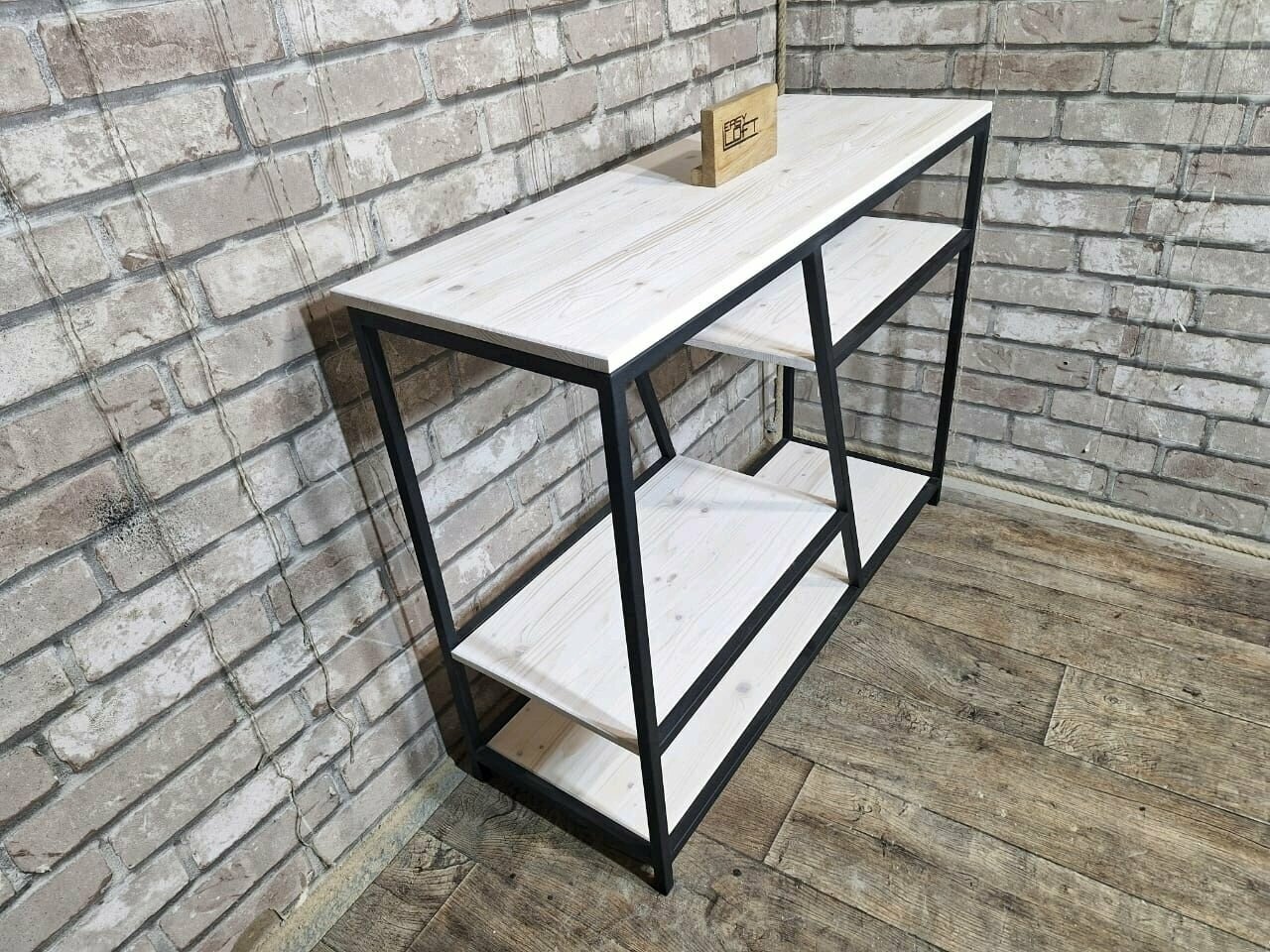 Консоль "EasyLOFT" в стиле лофт с полками, 4 металлическими ножками и столешницей из массива дуба, 100х40х84 см.