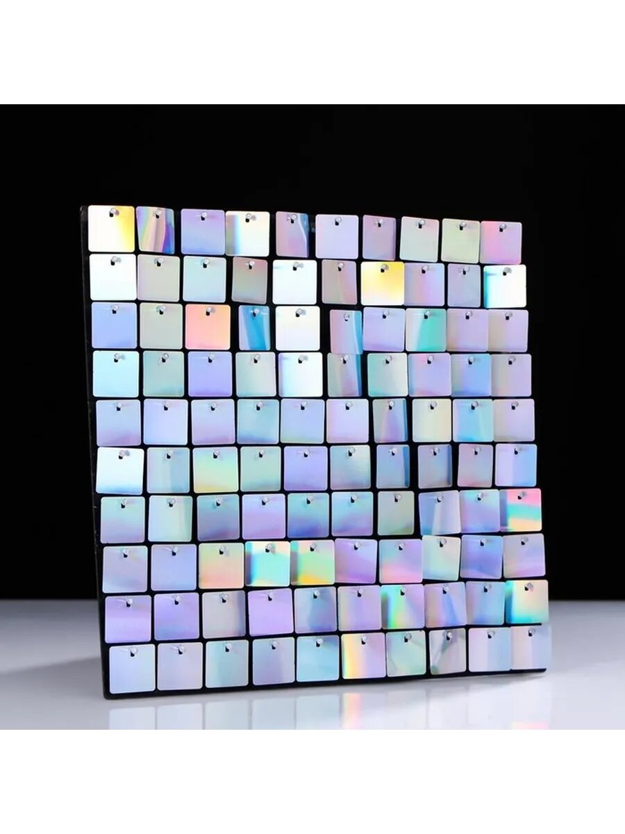 Сверкающая панель: фотозона с эффектом голографии 30x30