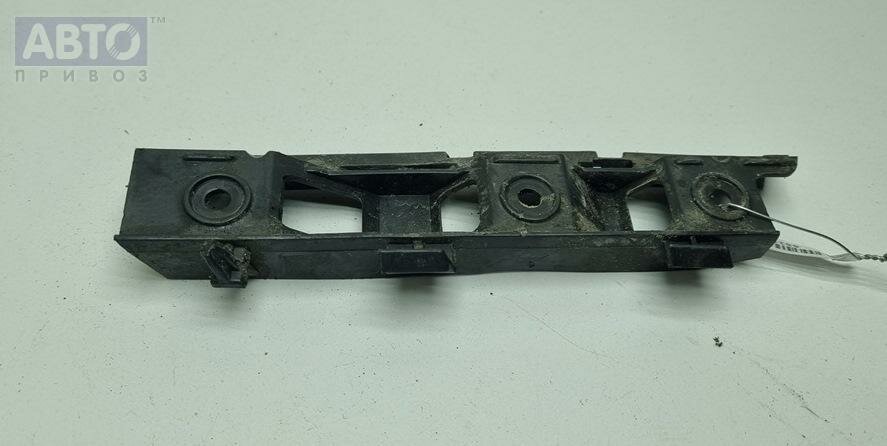 Кронштейн крепления крыла переднего правого Volkswagen Passat B6