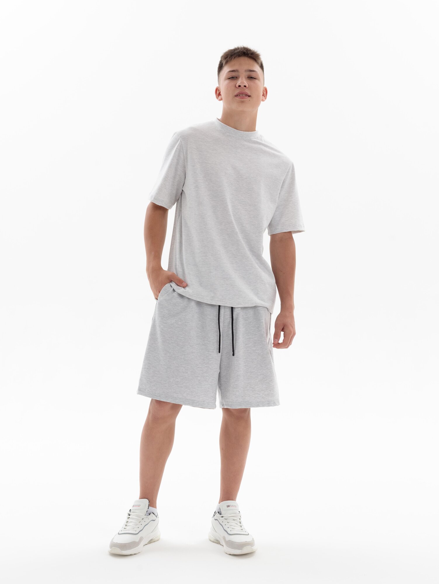 Комплект одежды