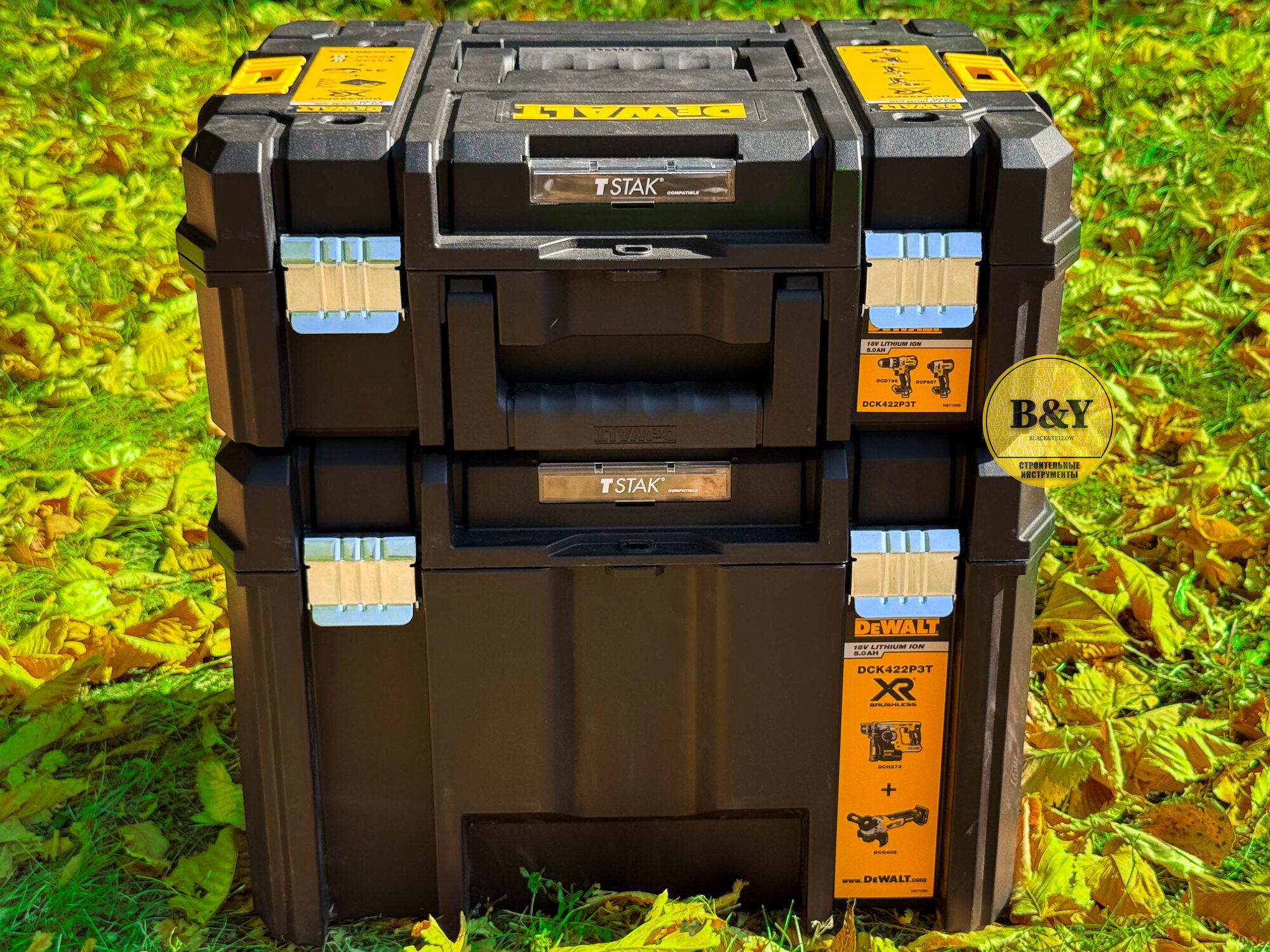 Аккумуляторный набор инструментов DEWALT DCK422P3, 18В, в 2 кейсах