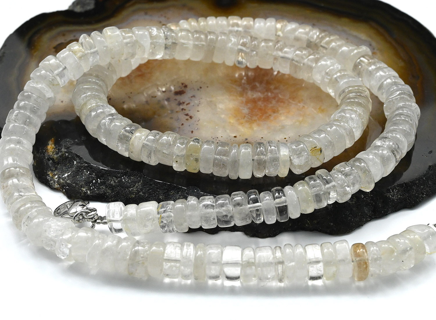 Бусы, горный хрусталь