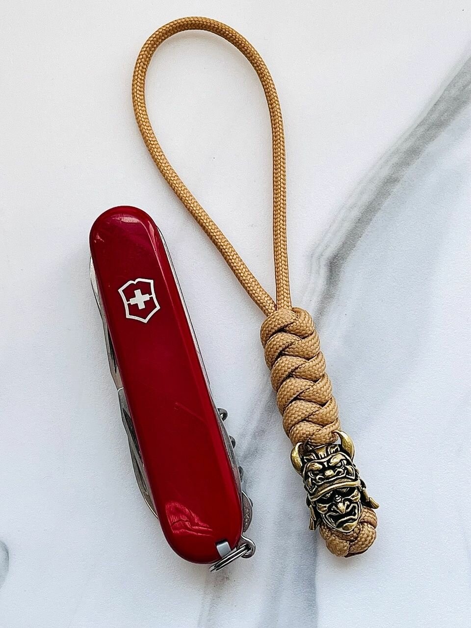 Темляк для ножа