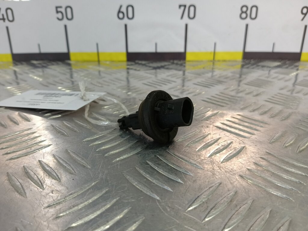 Датчик температуры Б/У для CHEVROLET ORLANDO I (2010—2018) 12129596