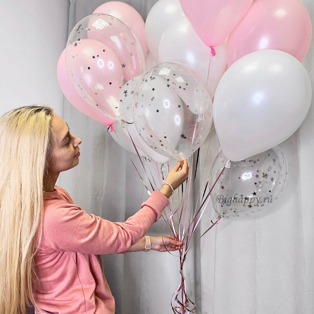 Фонтан из шаров с конфетти для женщин "Нежное облако"
