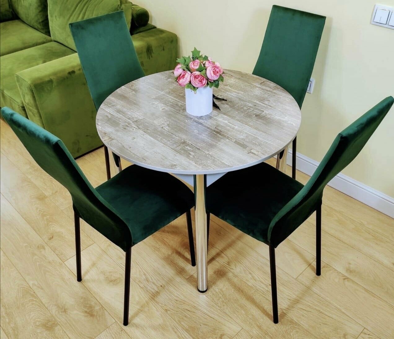 Кухонный стол и стулья, обеденная группа