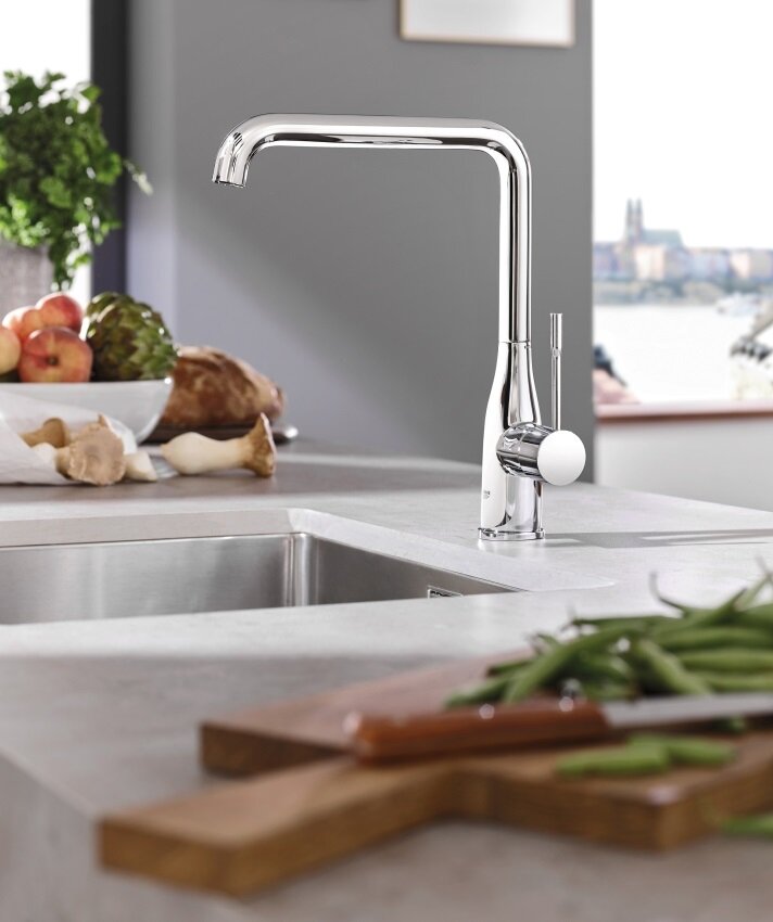 Cмеситель Grohe Essence New 30269000 для кухонной мойки