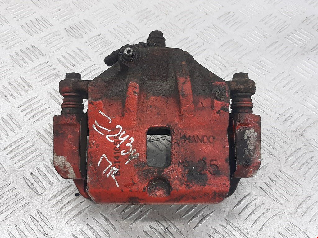 Суппорт передний правый Hyundai Sonata 4 5819038A11 арт. 659600