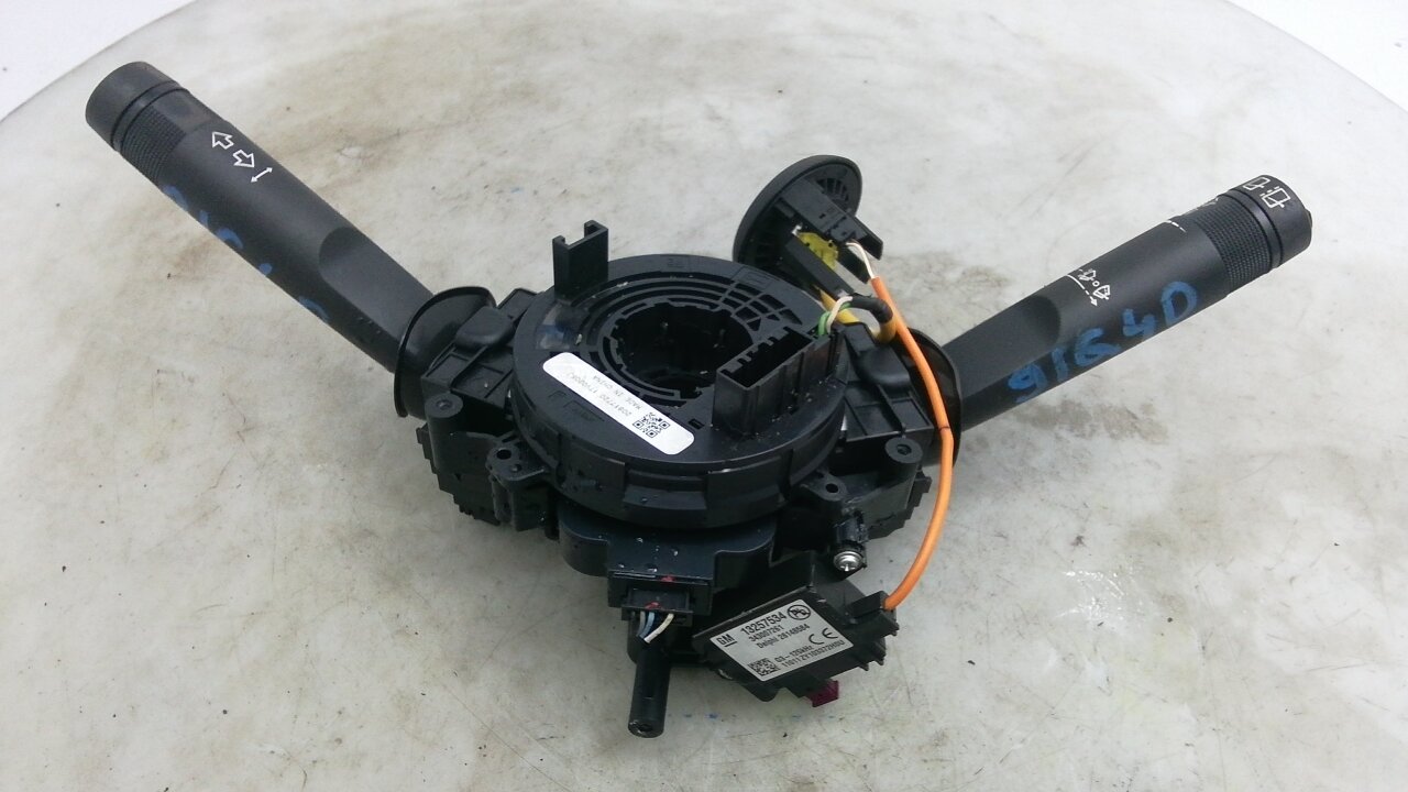 Переключатель поворотов и дворников (стрекоза) OPEL MERIVA B, Номер 13257534