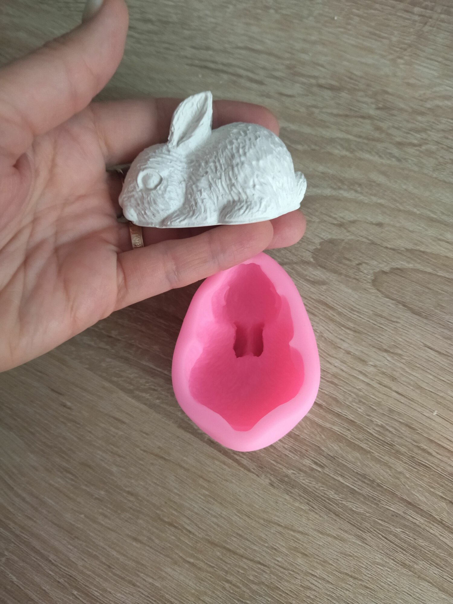 Силиконовый молд "Зайчик", форма для мыла, свечи, шоколада, смолы, глины, гипса