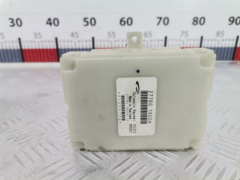 Блок комфорта Nissan Juke 277601KG0A арт. 1690486