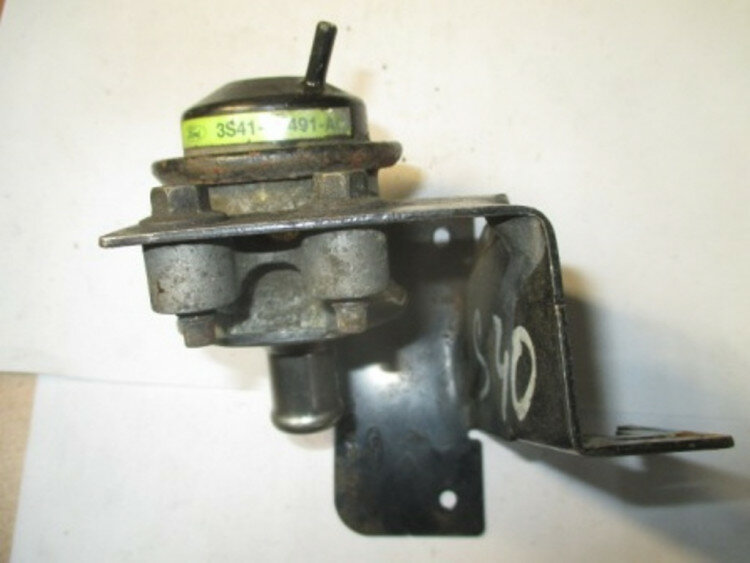 Клапан ЕГР Форд Фокус 1 дв 2,0 и 2,3 литра 3S419F491AC, 6S4Z9F491AA