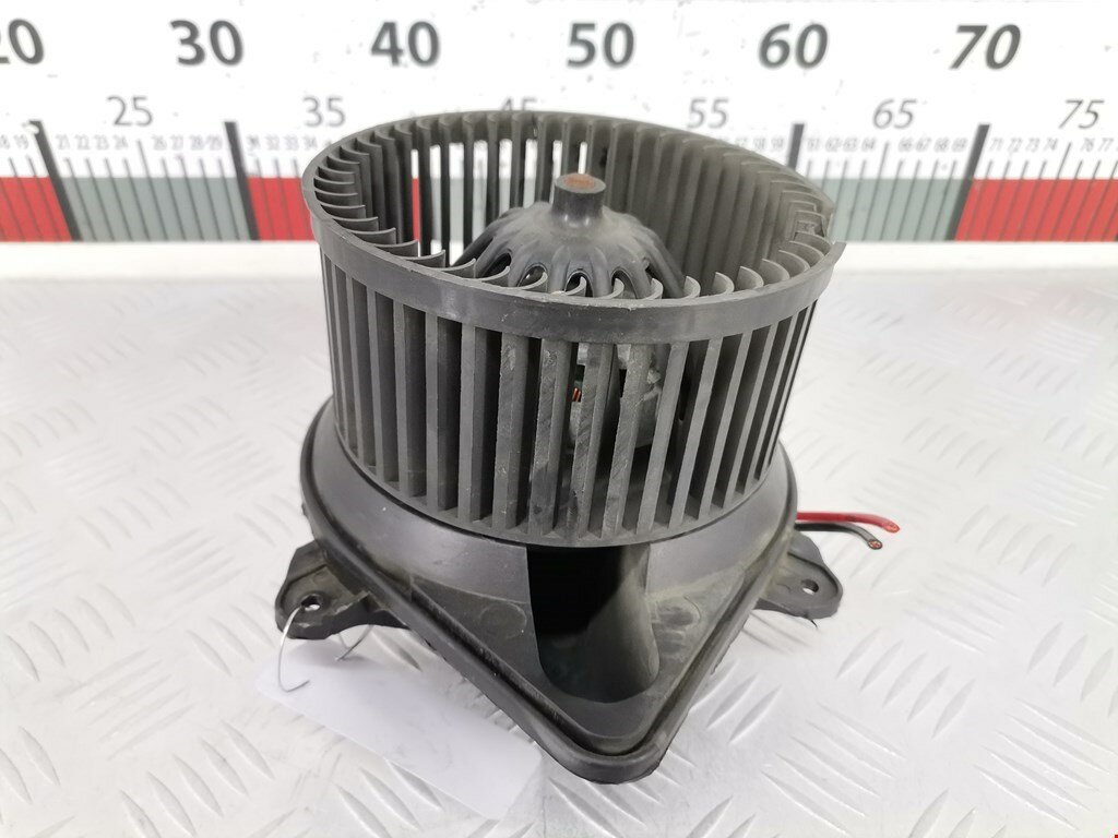 Моторчик печки (вентилятор отопителя) Renault Scenic 1 7701048387 арт. 1546568