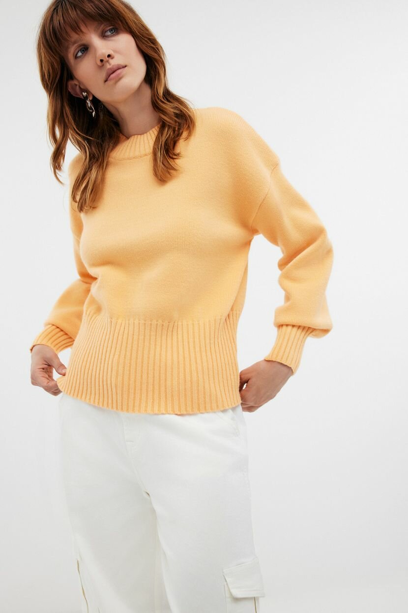 Джемпер B1322589