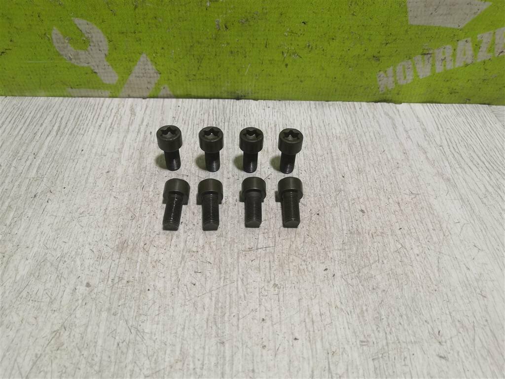 Болт маховика Mercedes Benz W163 M-Klasse (ML) 98-04