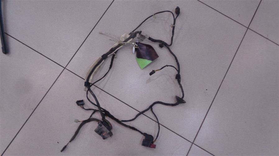 Проводка двери передней правой от Opel Astra H 2004-2014