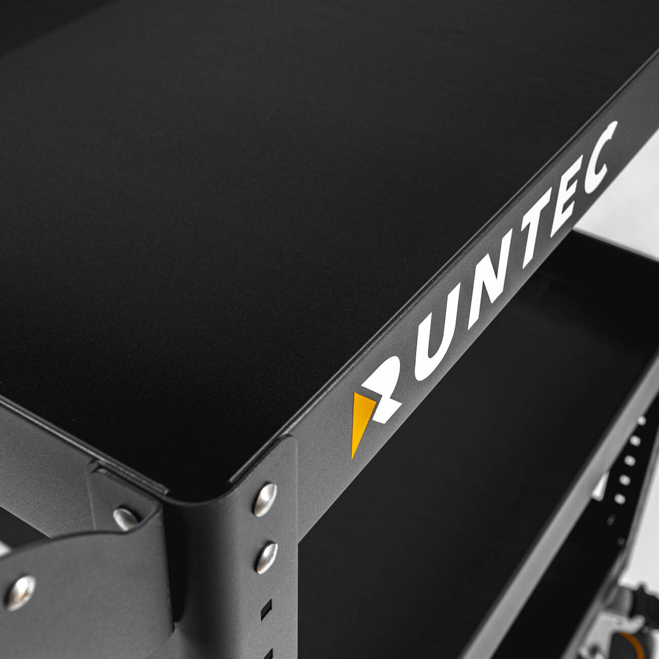 RUNTEC RT-PR3 Тележка с тремя открытыми полками Performance