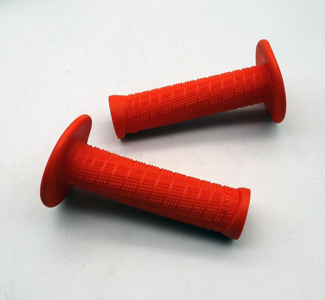 Грипсы для мотоцикла Otom красные