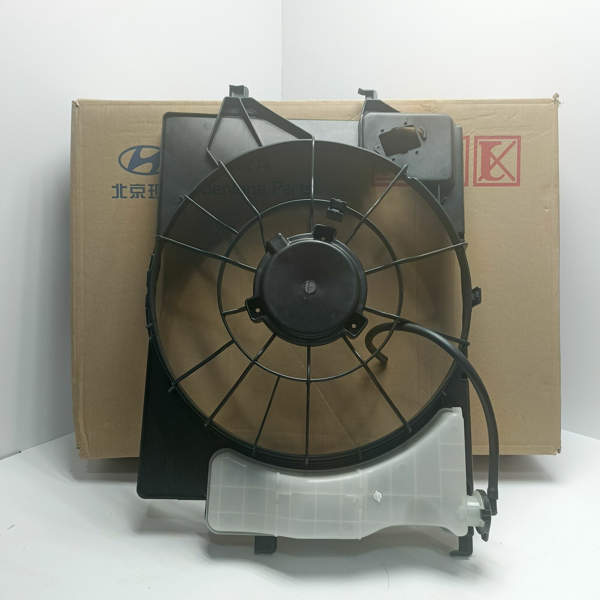 Кожух радиатора 25350H8050 Hyundai-KIA