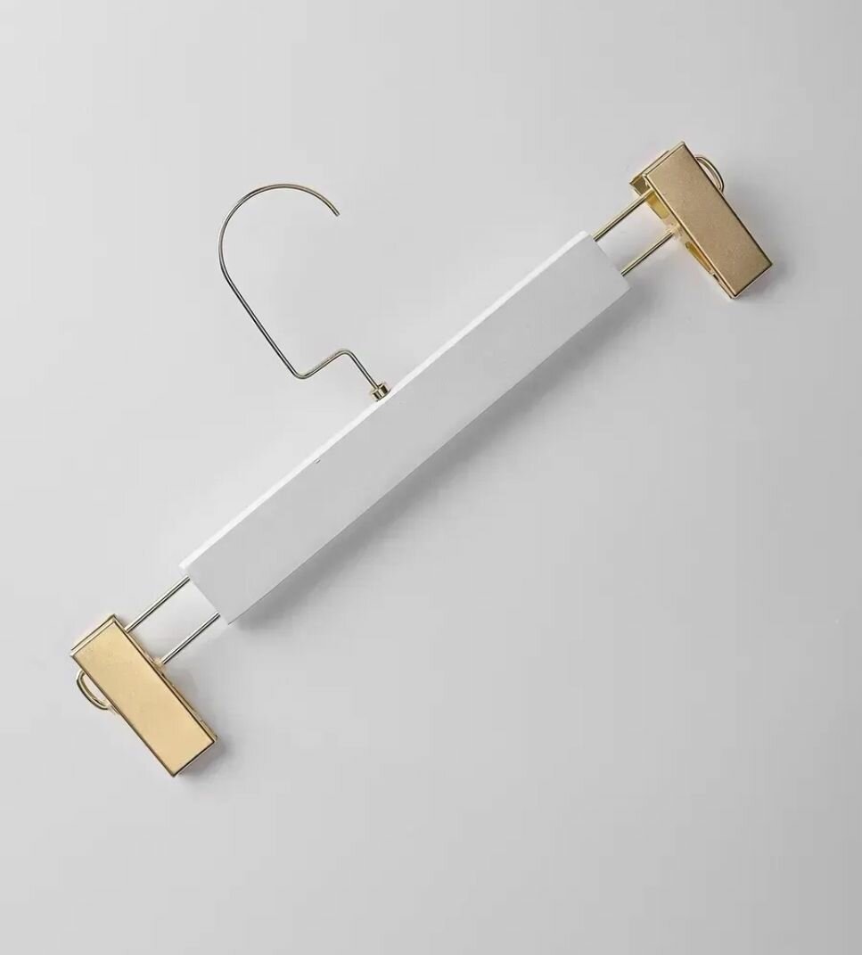 Вешалки "Прямые плечи" с прищепками металлические в наборе 5 шт