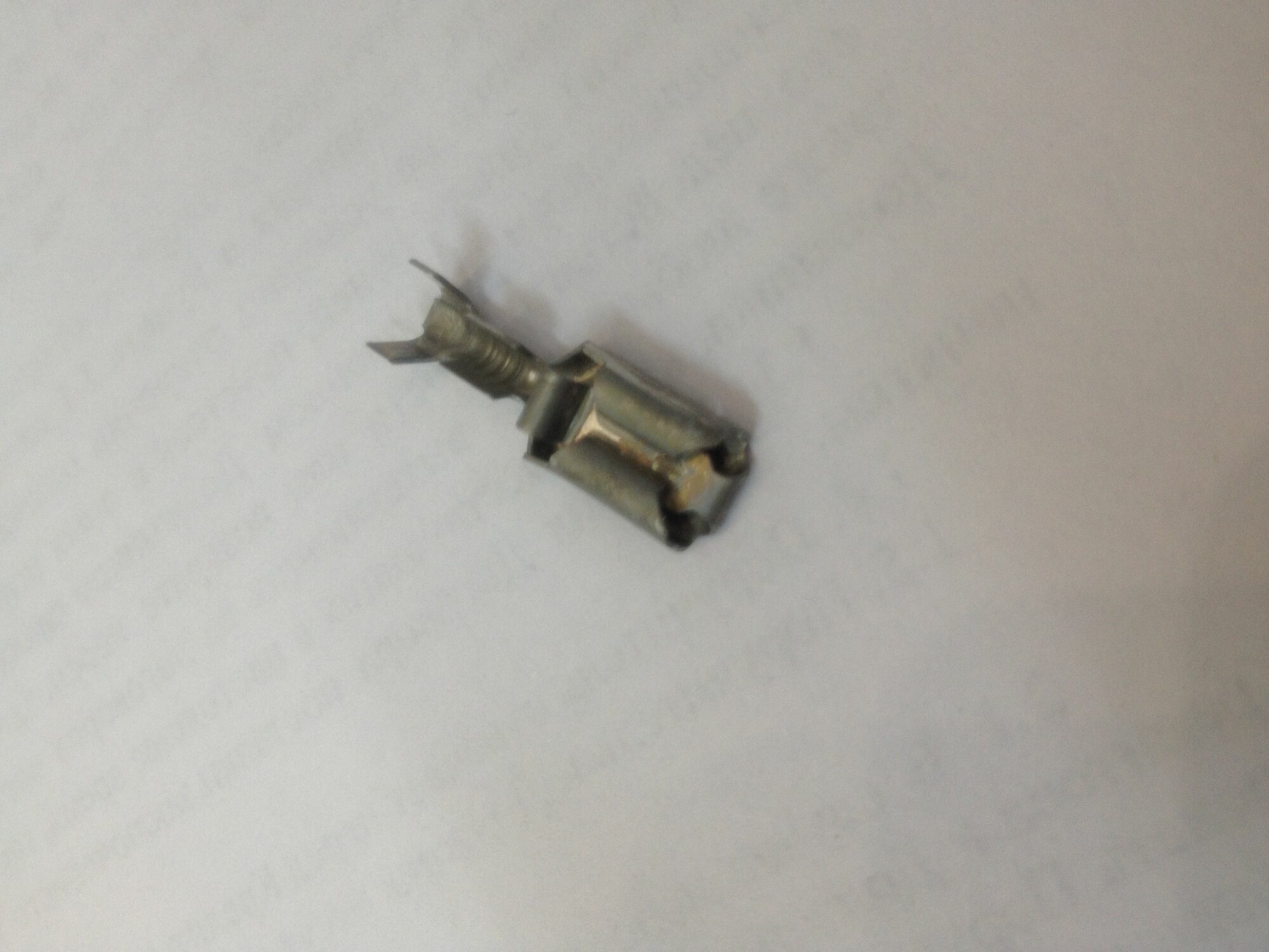 Клеммный разъем мама луженный 6,3мм (штучно) с фиксатором мм2