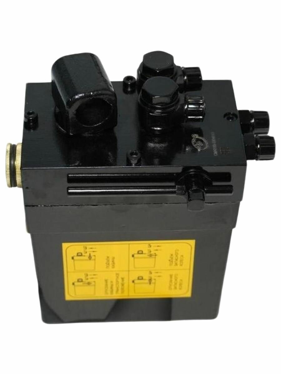 Насос подъема кабины (аналог Сербия) / г. Москва К4310-К-1-5004010, 1 шт.